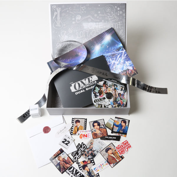 7ORDER [ONE,] - DUAL Endroll & Documentary of “ONE,” ＜FC数量限定盤・[ONE,]特製 – 7ORDER OFFICIAL STORE